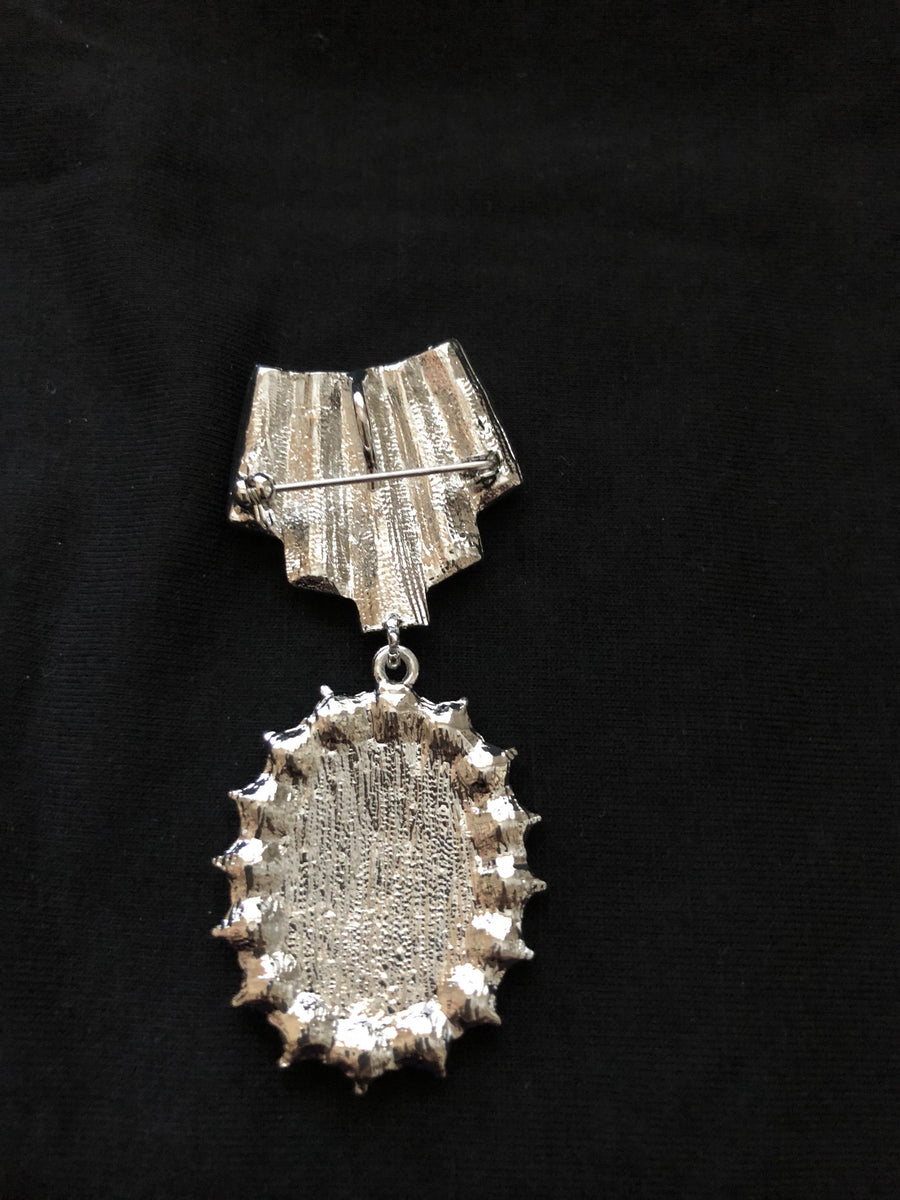 Beautiful Links Crystal Pin "High End" – Beautiful Things GREEKS ...